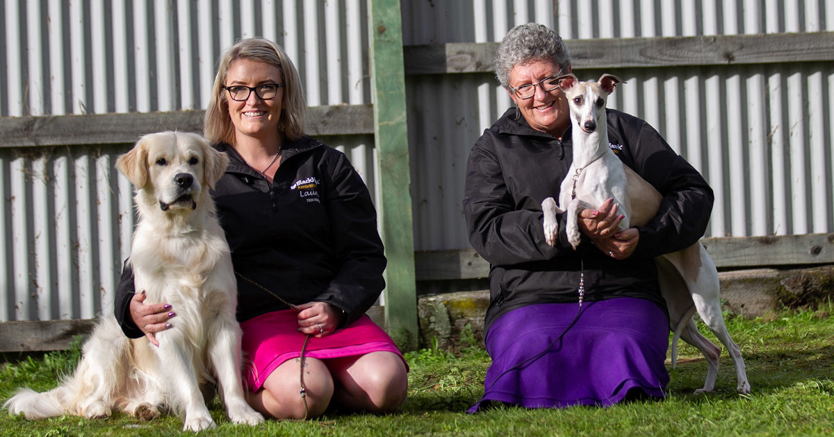 Sonia & Lauren Morris - Black Hawk